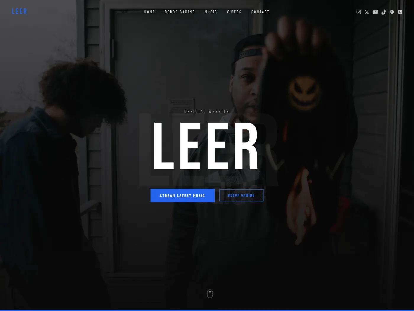 Leer Artist Site